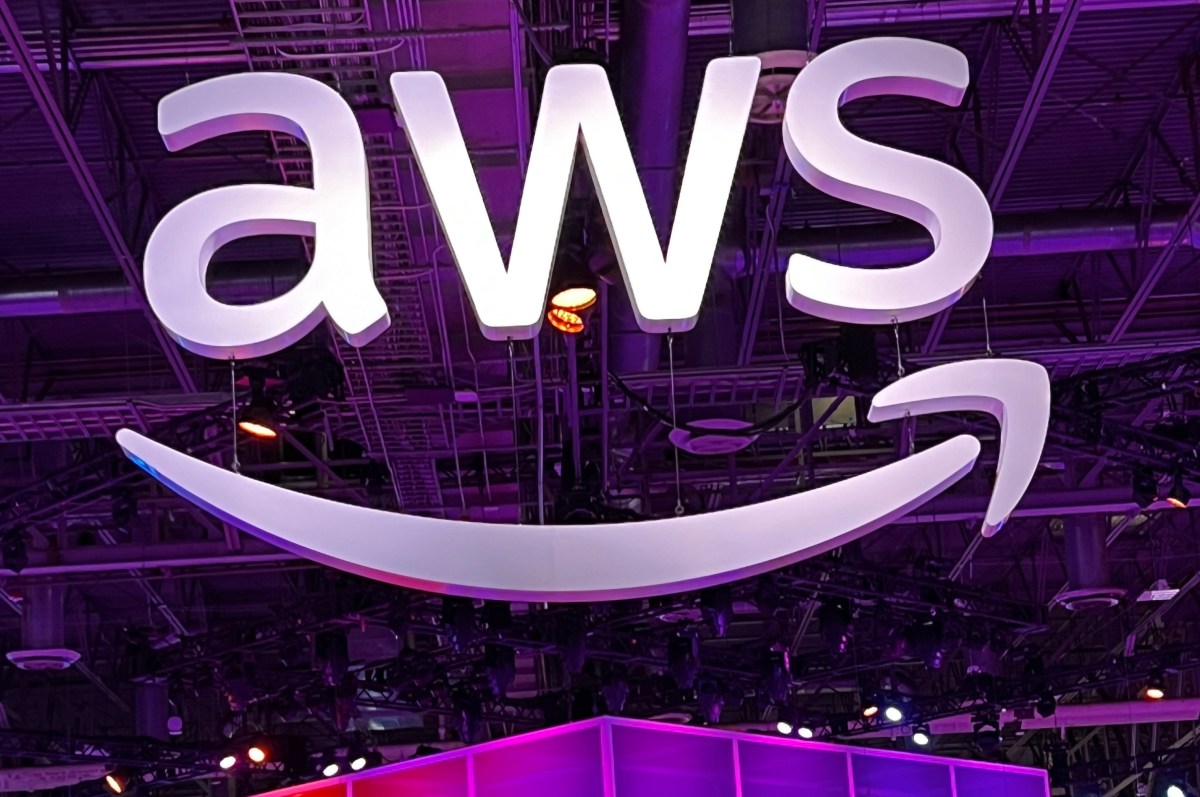 AWS at a Crossroads Navigating the AI Surge with Confidence - Learn AI With Kesse | Newest ...